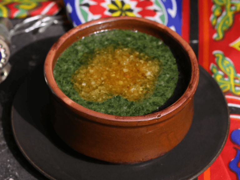 Delicious Molokhia Recipe: A Green, Slimy Delight
