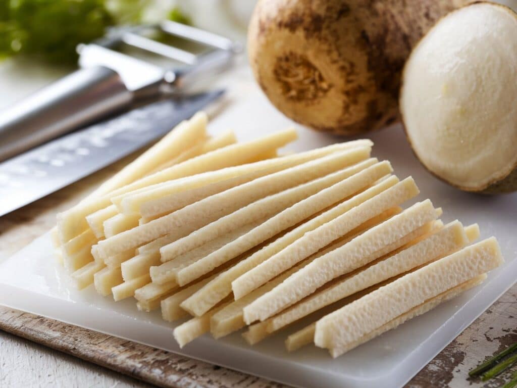 Jicama and Orange Salad with Lime - Amazing Food & Drink