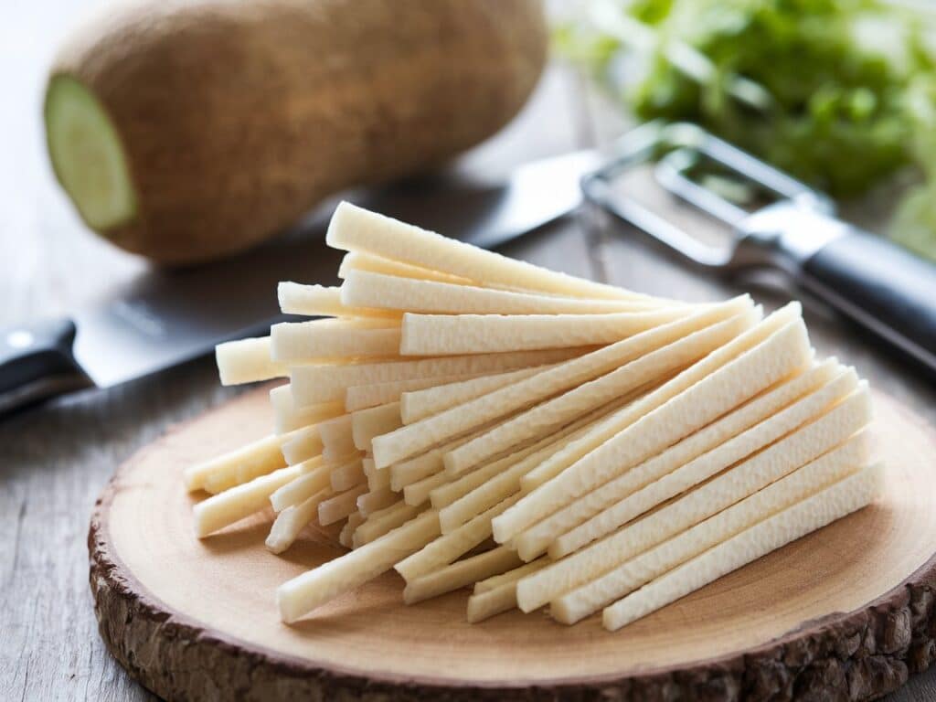 Jicama and Orange Salad with Lime - Amazing Food & Drink